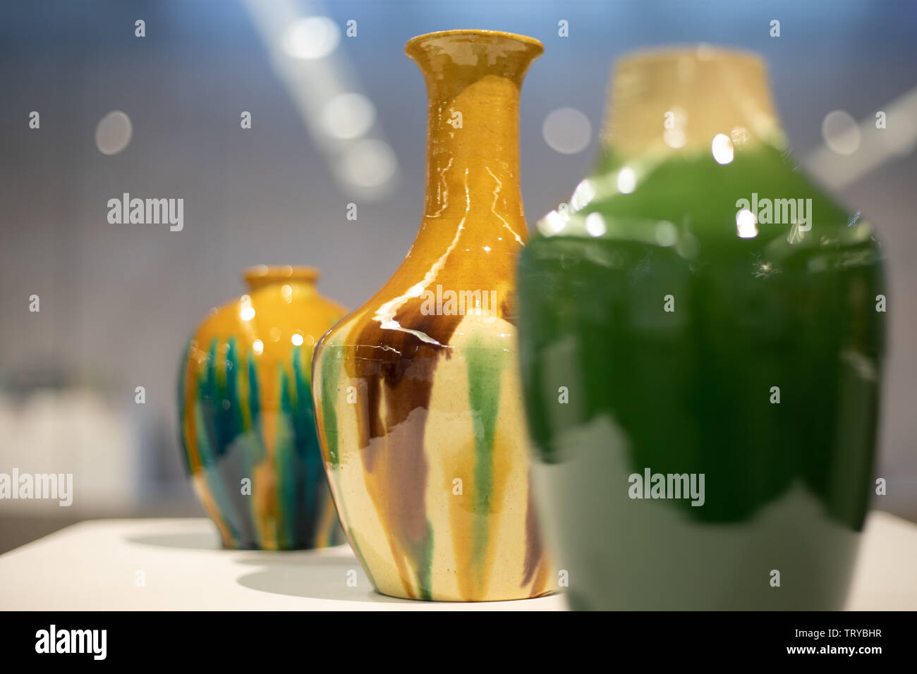 Glaze containers hi-res stock photography and images - Alamy