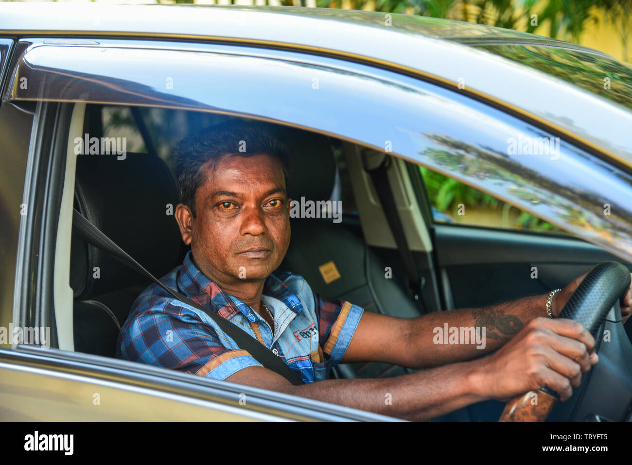 Driver guide hi-res stock photography and images - Alamy