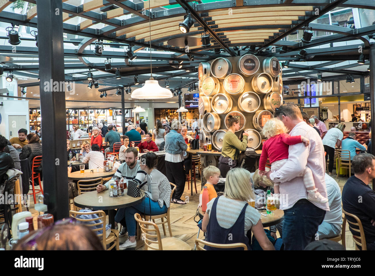 Manchester airport pub hi-res stock photography and images - Alamy