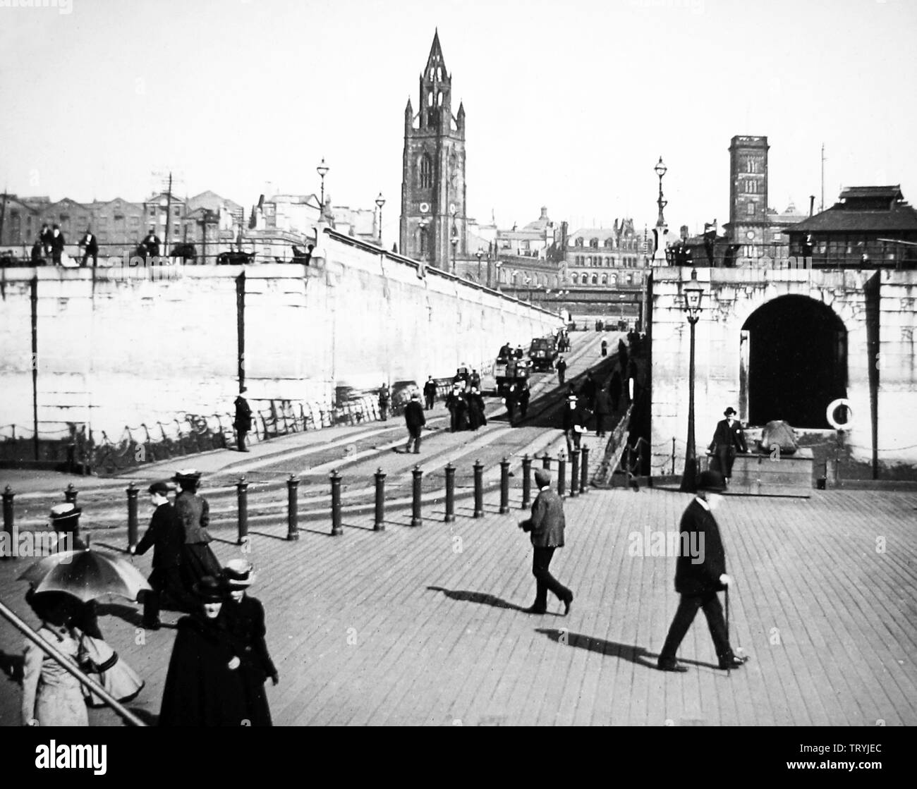 Floating landing stage, Liverpool Stock Photo - Alamy