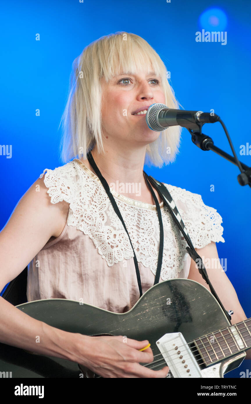 Candy says hi-res stock photography and images - Alamy