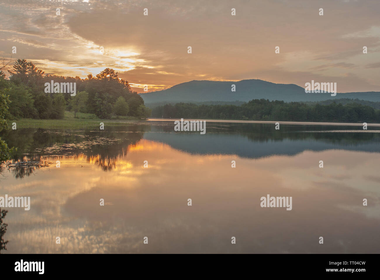 New hampshire sunrise hi-res stock photography and images - Alamy