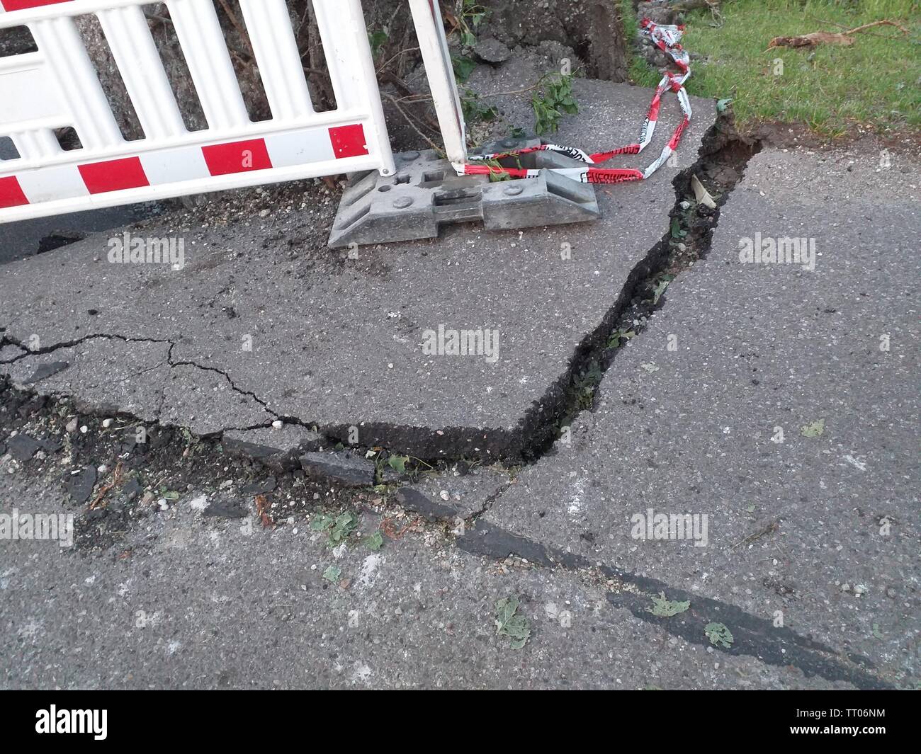 Broken barrier hi-res stock photography and images - Alamy