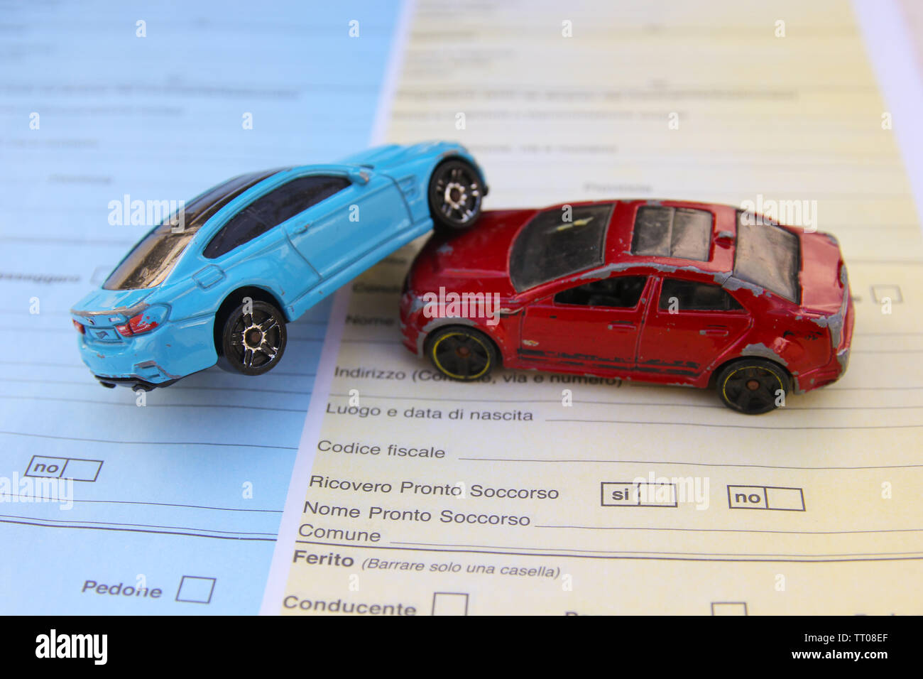 Car accident collision hi-res stock photography and images - Alamy