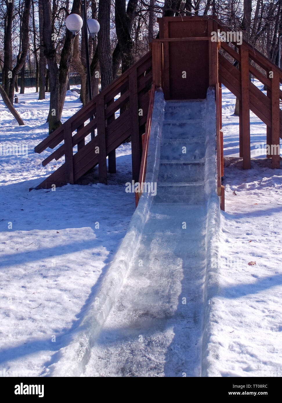 Frost descent hi-res stock photography and images - Alamy