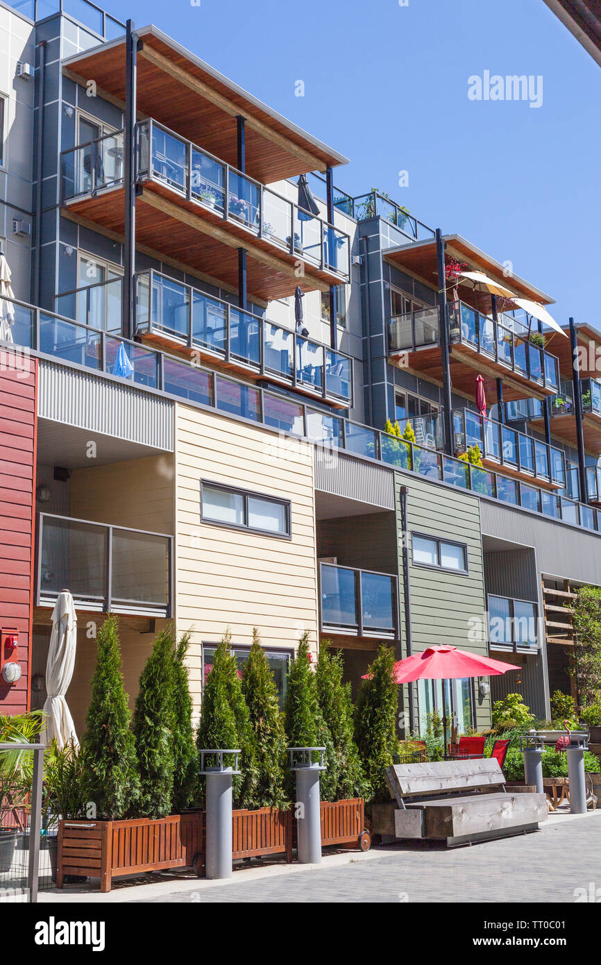 Glass house british columbia hi-res stock photography and images - Alamy