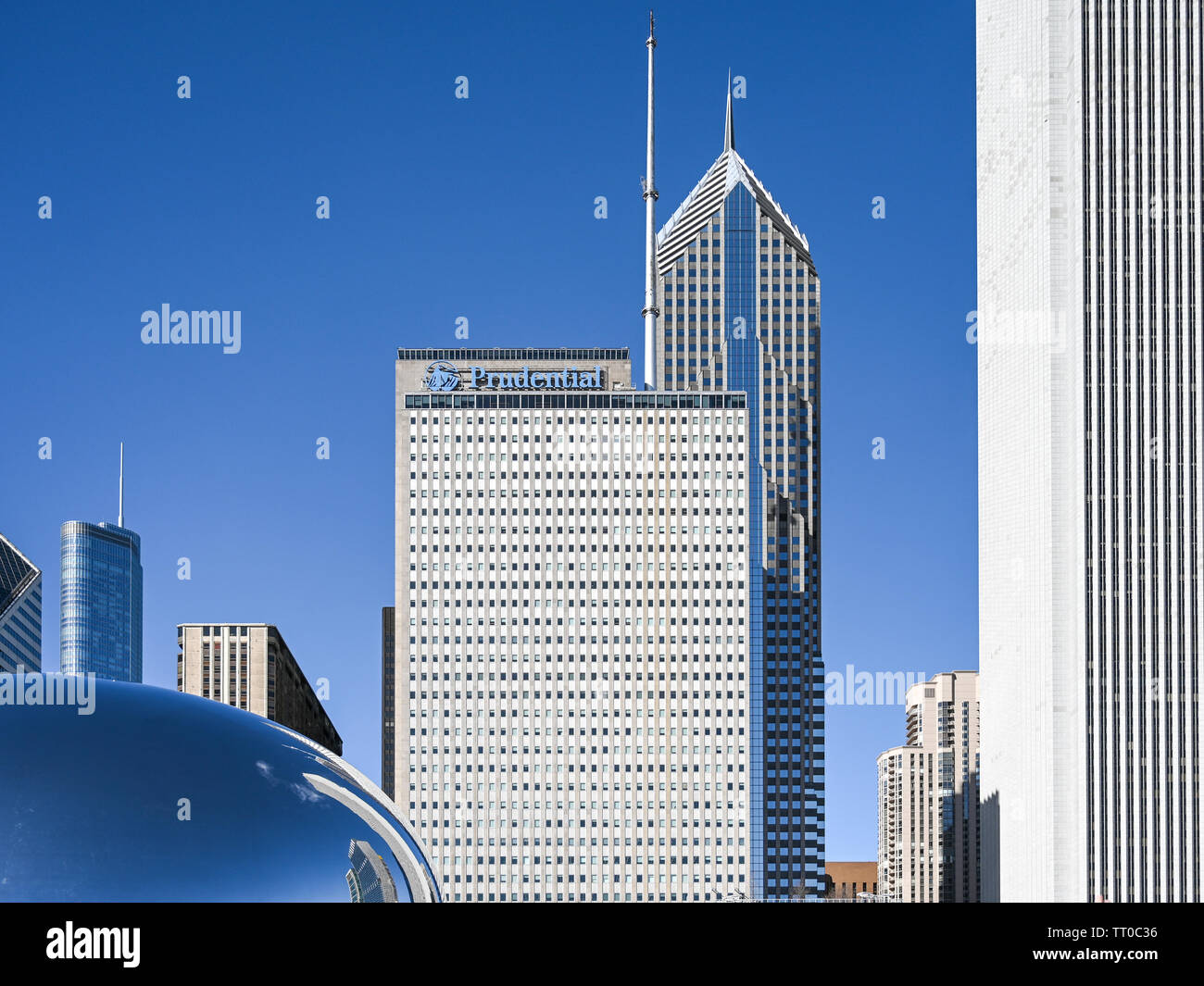 Chicago skyline viewed from Millenium Park during early spring. Chicago ...