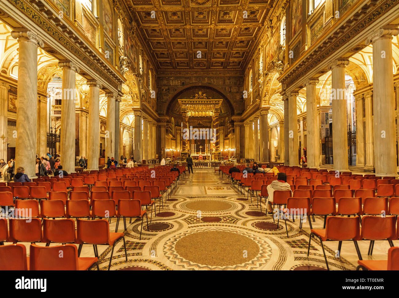 Interior of the Basilica of Santa Maria Maggiore Stock Photo - Alamy