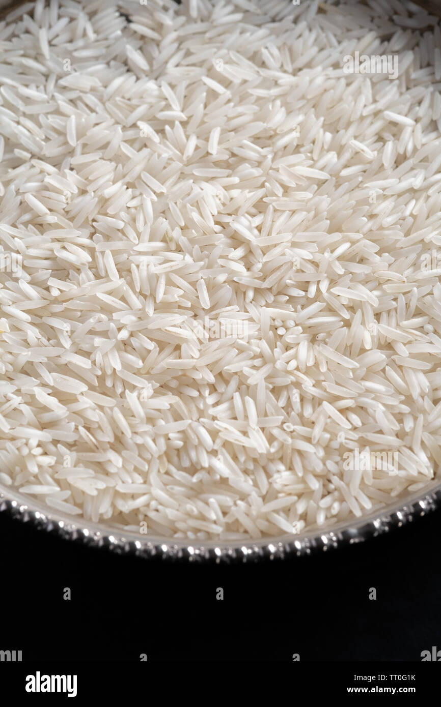 Single grain rice hi-res stock photography and images - Alamy