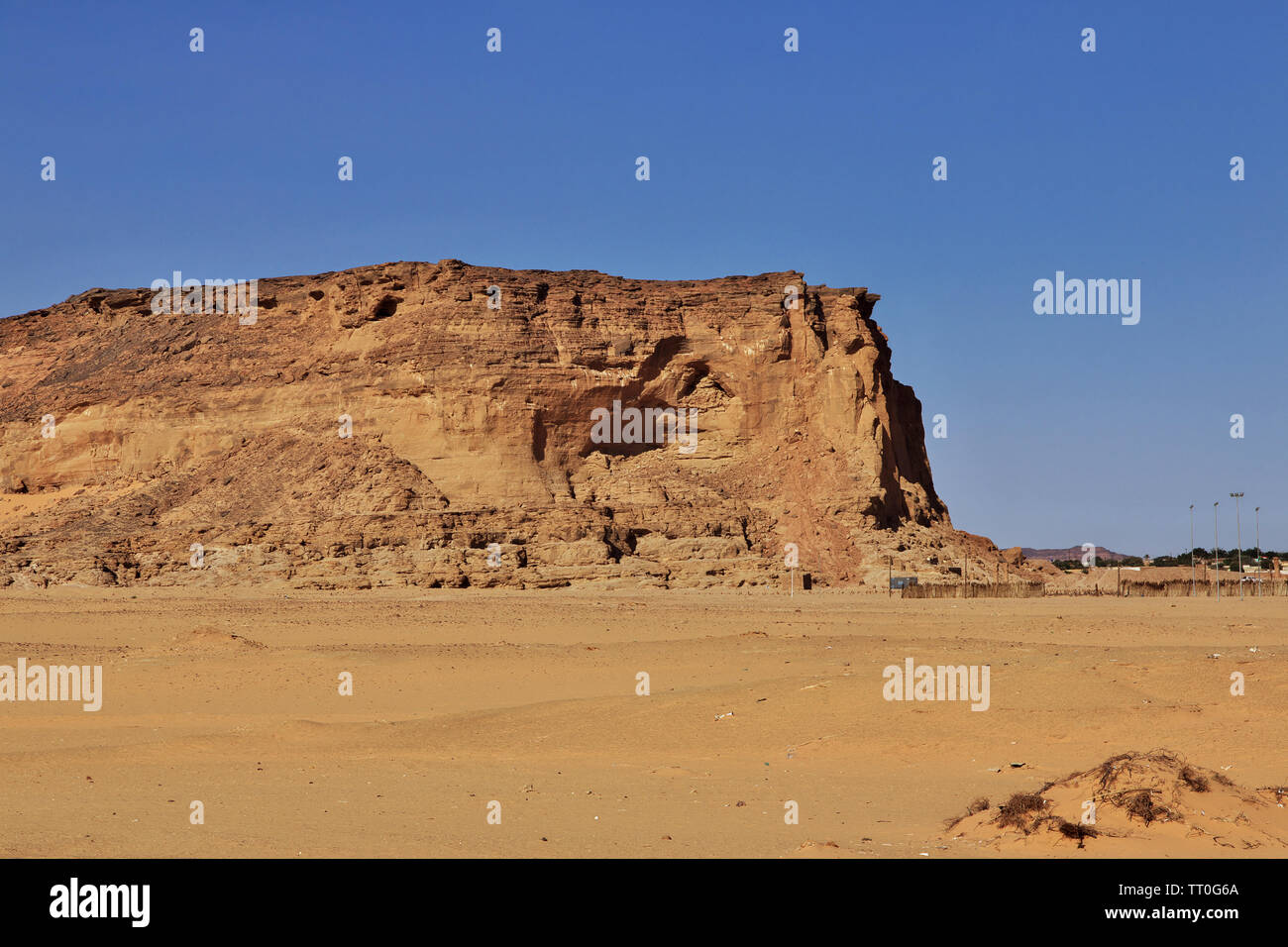 Jebel Barkal is sacred mountain in Sudan Stock Photo - Alamy