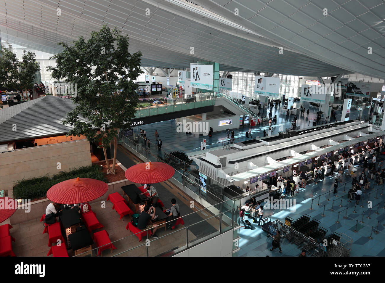 Tokyo Haneda International Airport – IXXLIQ
