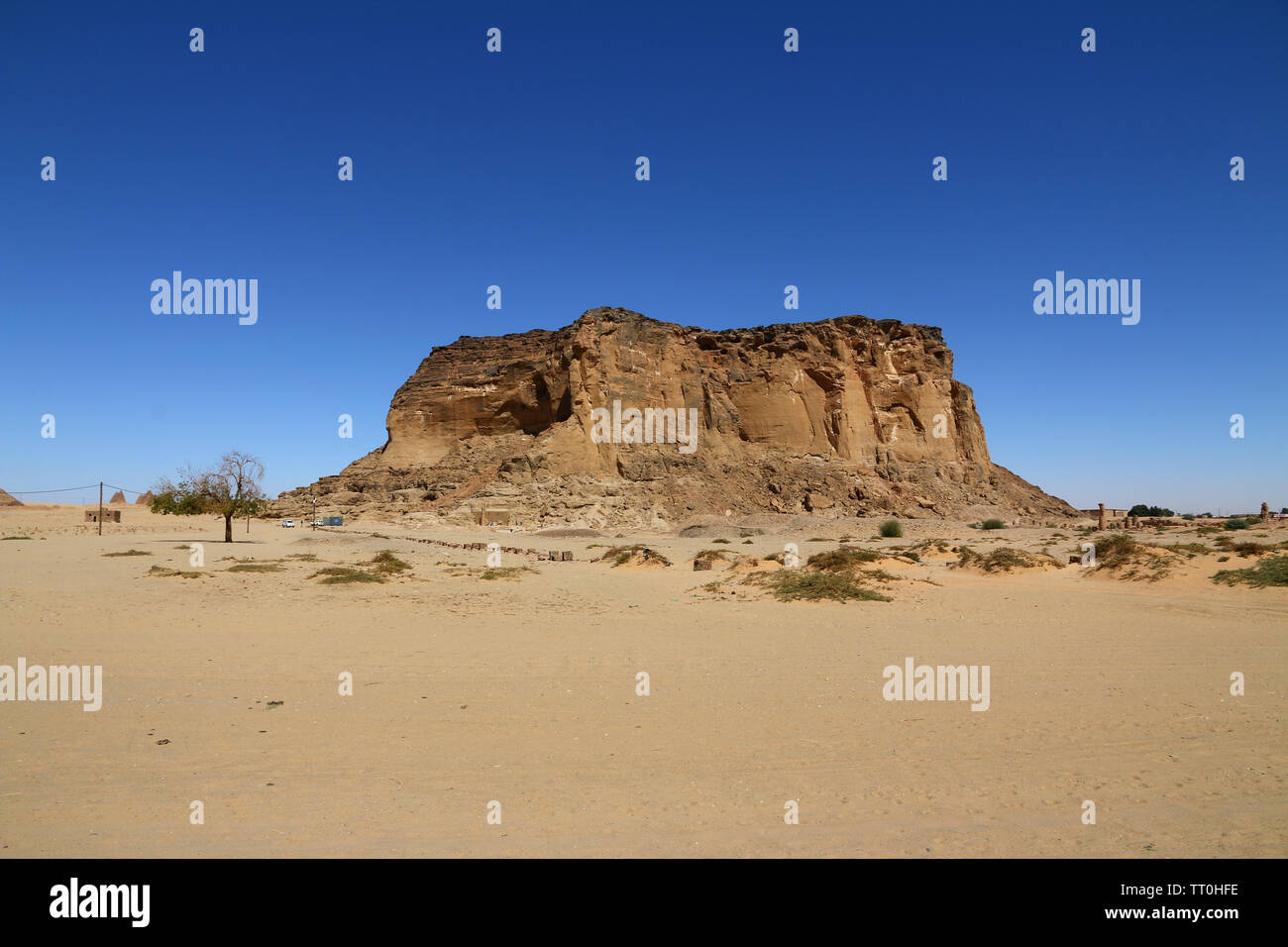 Jebel Barkal is sacred mountain in Sudan Stock Photo - Alamy