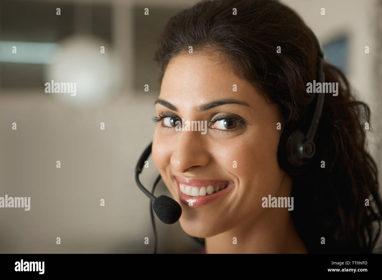 Call center india hi-res stock photography and images - Alamy