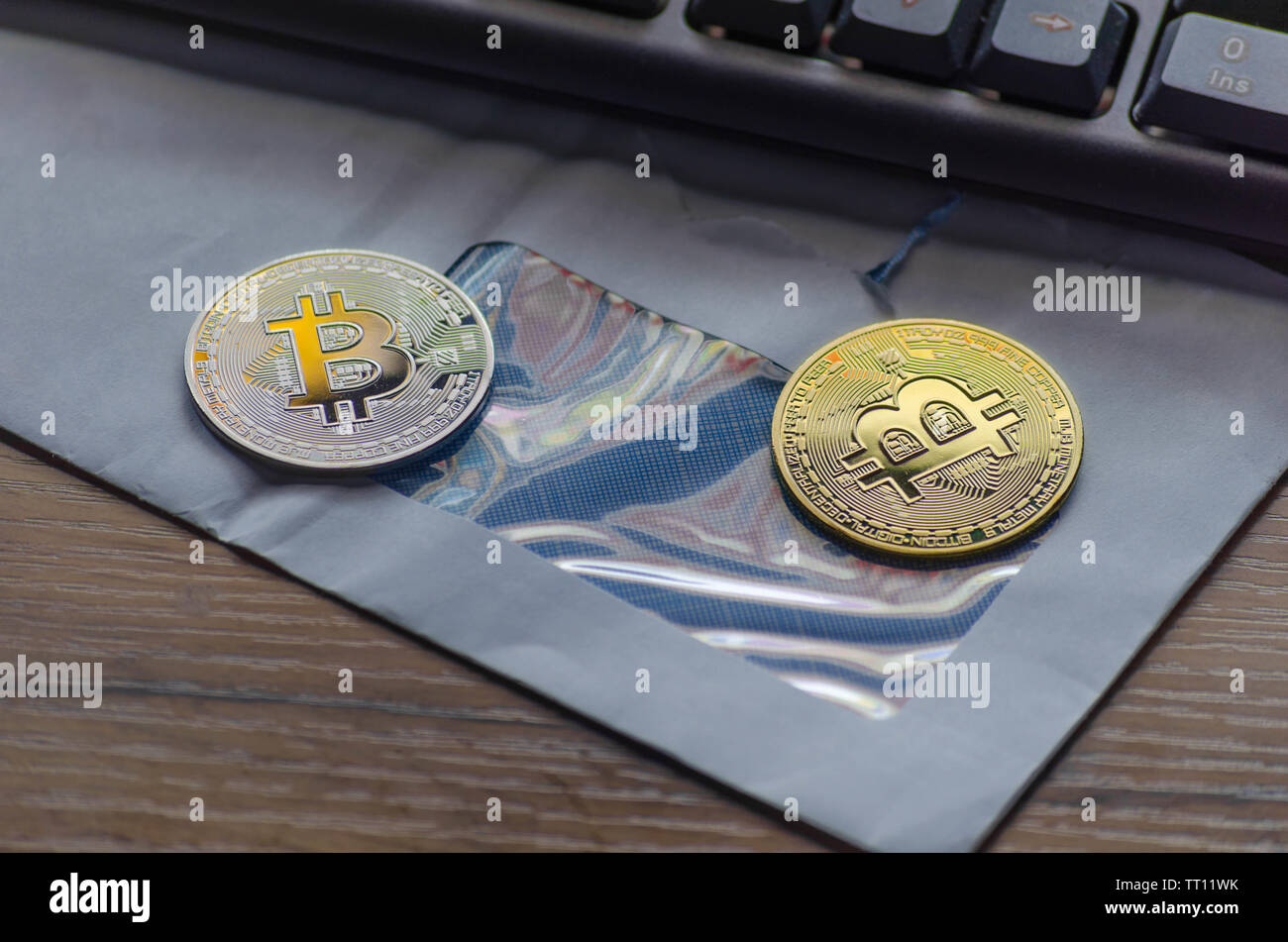 Bitcoin digital currency desktop hi-res stock photography and images ...