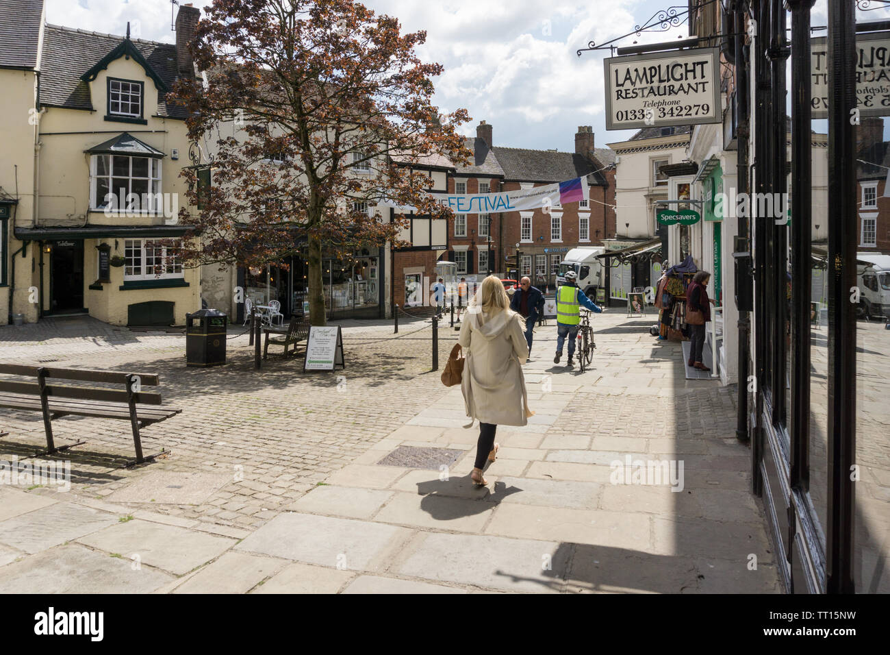 Victoria Square in the pretty market town of Ashbourne, Derbyshire, UK ...