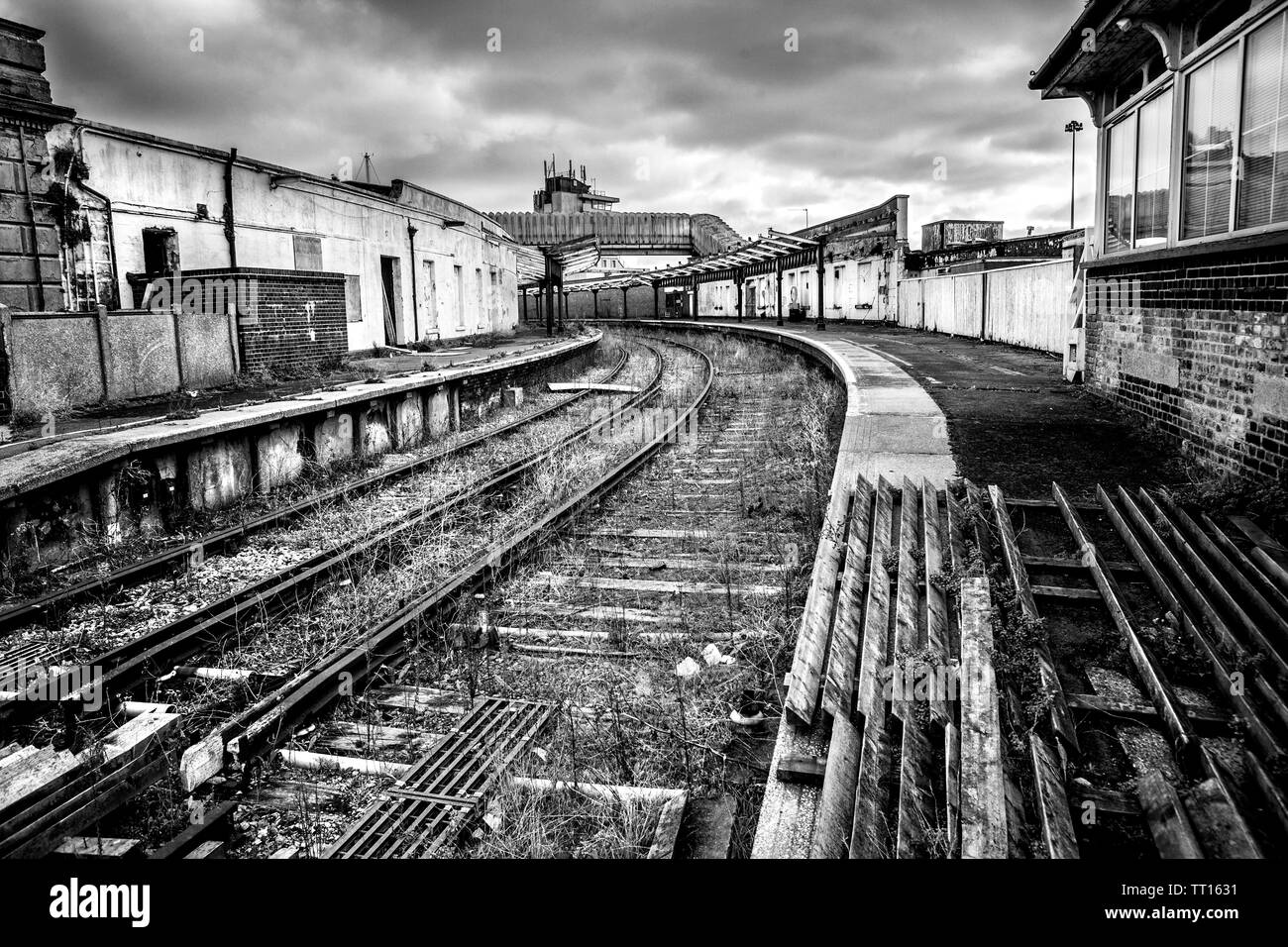 Folkestone harbour station hi-res stock photography and images - Alamy
