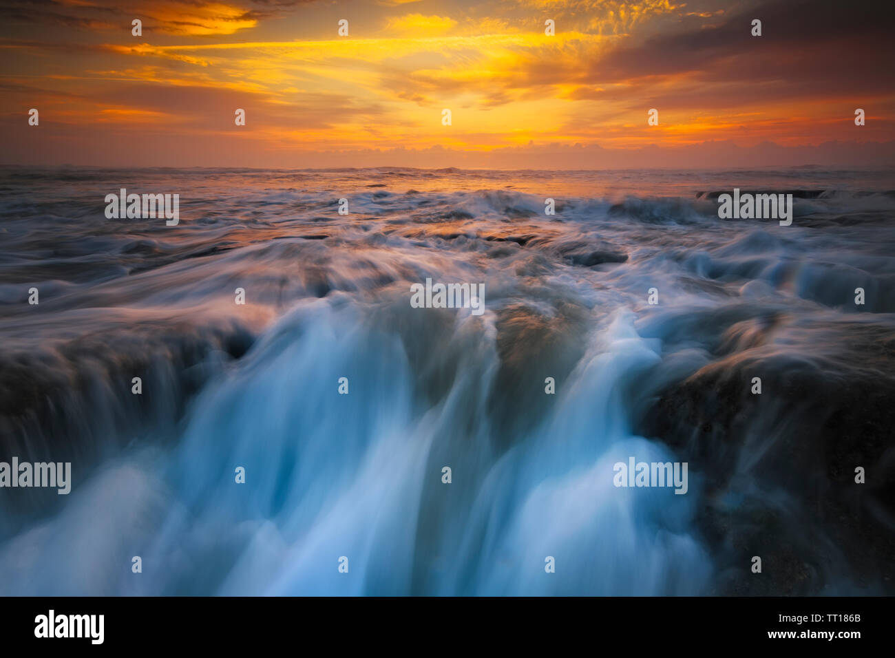 Spring sunrise along Florida's Atlantic coast Stock Photo - Alamy