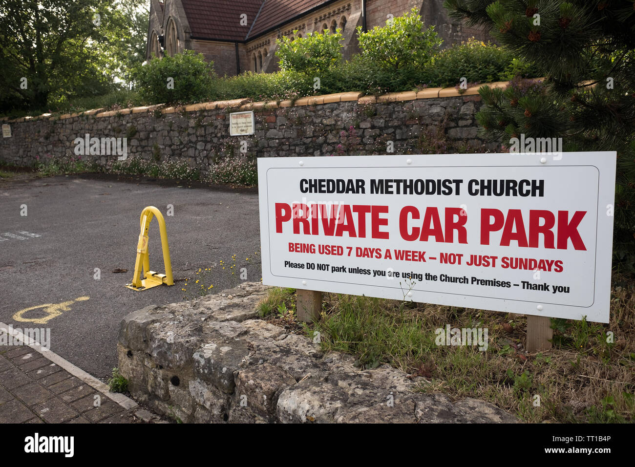 June 2019 - Church car parking sign Stock Photo - Alamy