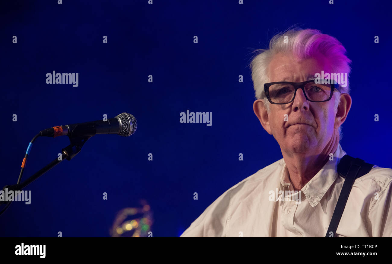 Nick lowe singer hi-res stock photography and images - Alamy