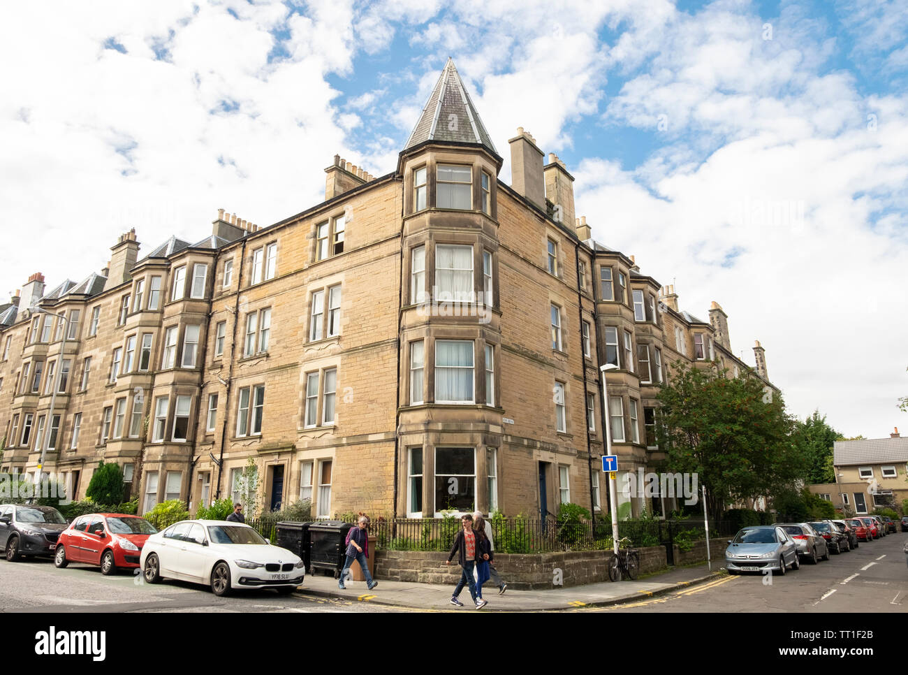 Victorian bay windows hi-res stock photography and images - Alamy
