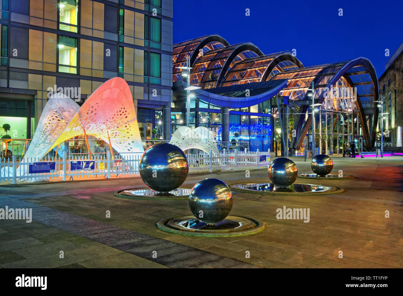 Sheffield mercure hi-res stock photography and images - Alamy