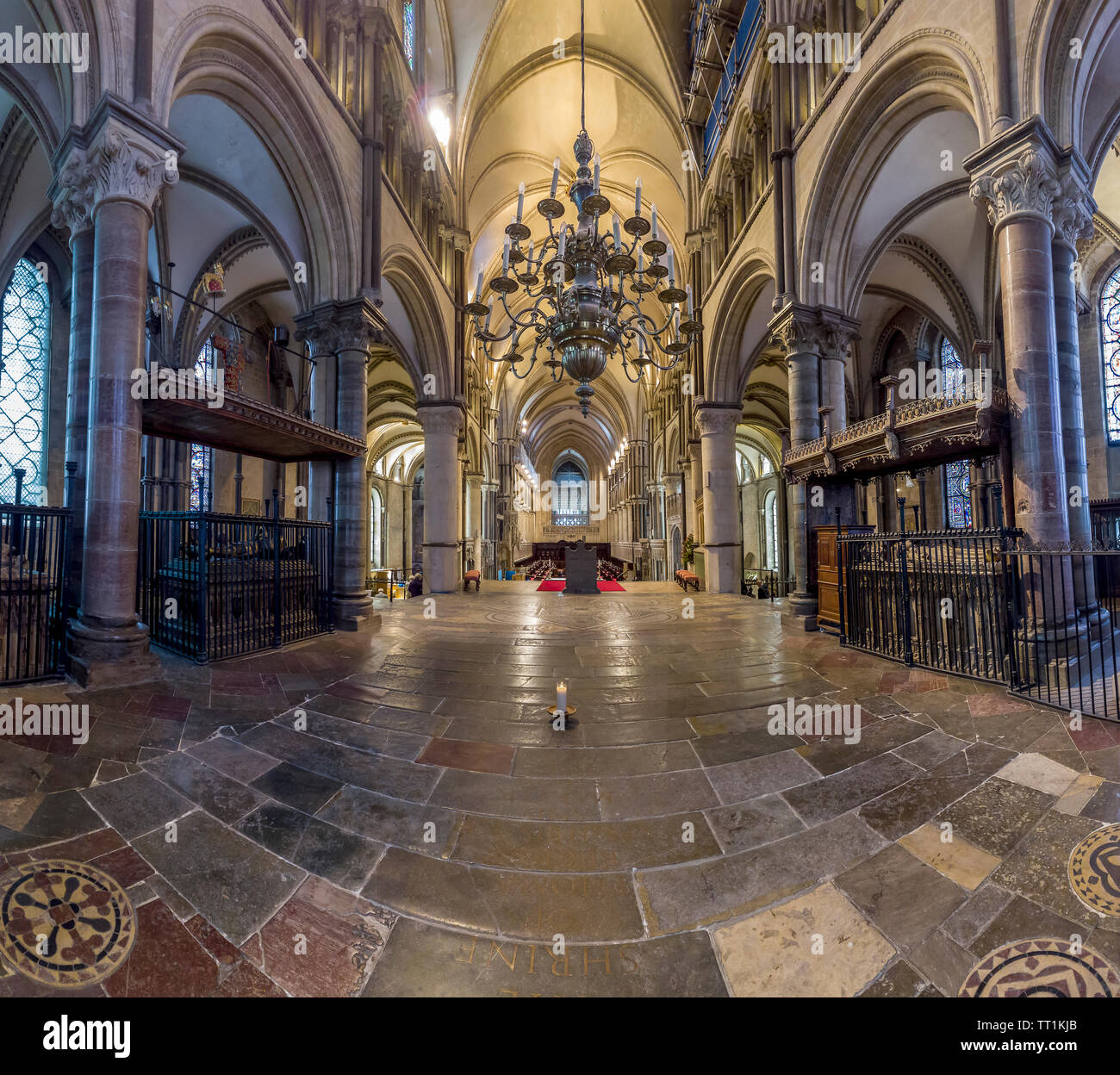 Thomas becket shrine hi-res stock photography and images - Alamy
