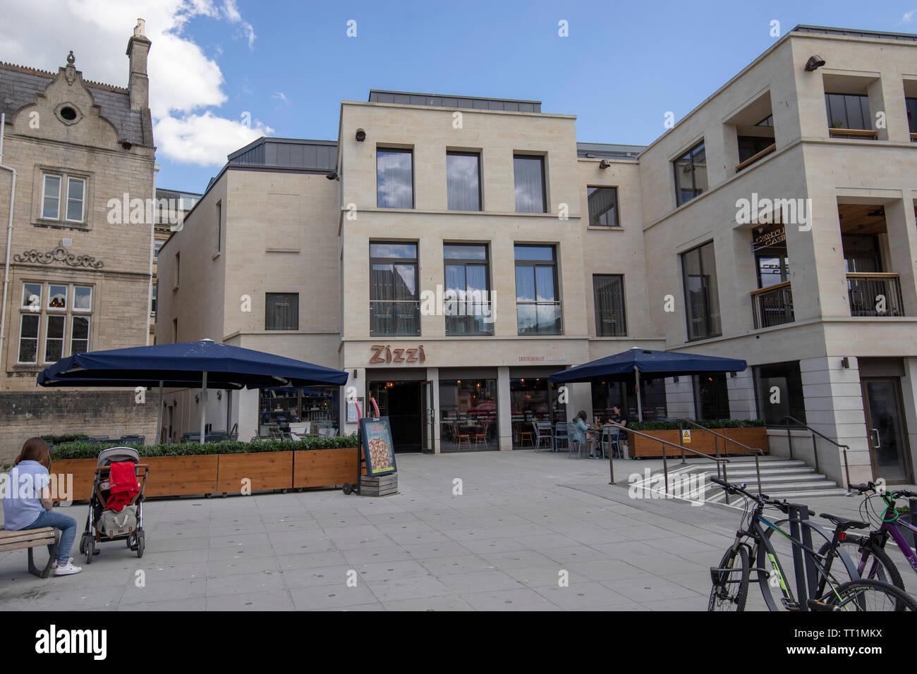 Zizzi, Italian chain restaurant for pizza and calzone, Sawclose, Bath ...