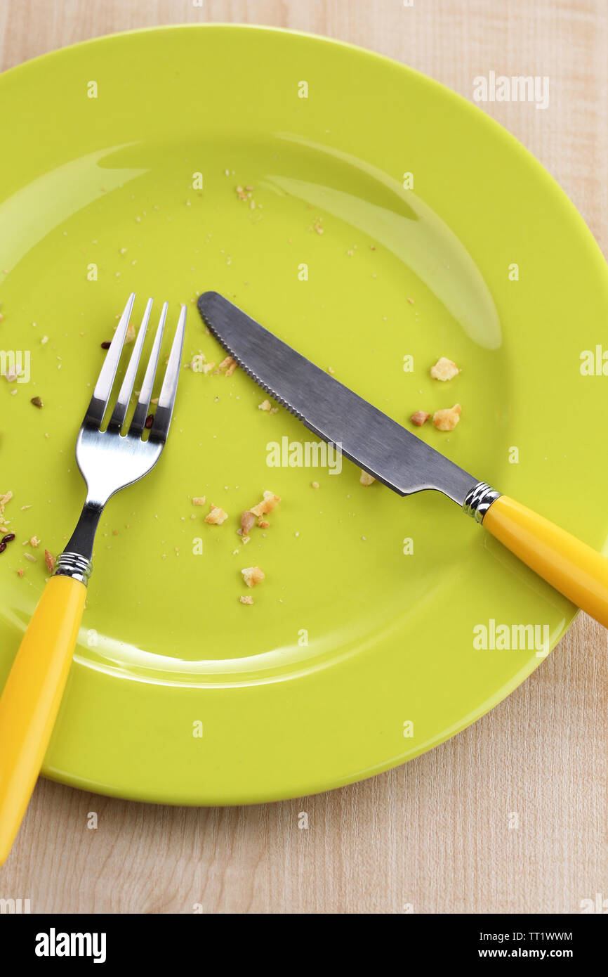 Messy christmas dinner table hi-res stock photography and images - Alamy