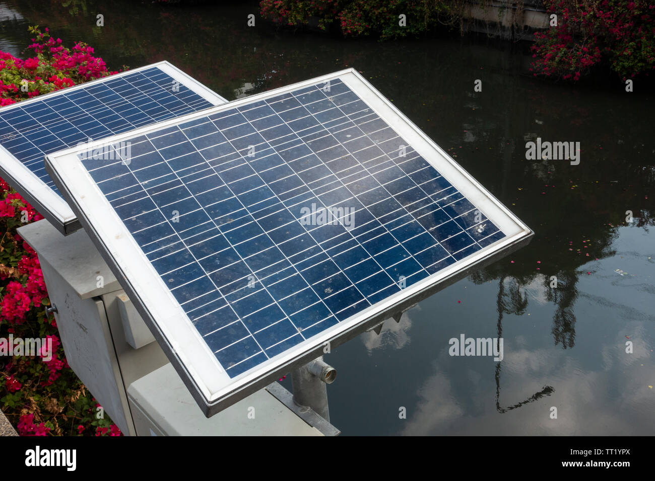 Close up solar panels Stock Photo - Alamy