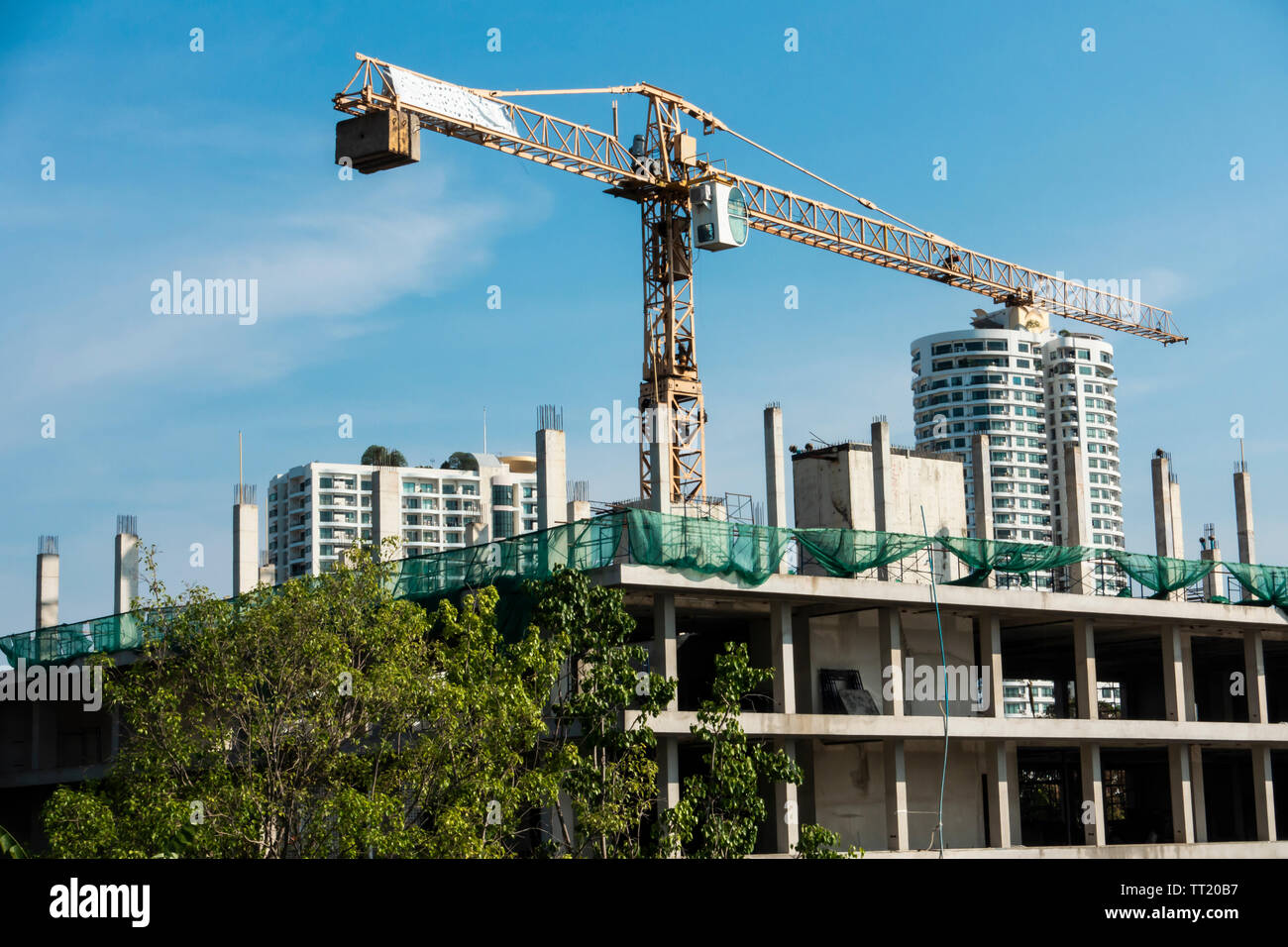 crane on building Stock Photo - Alamy