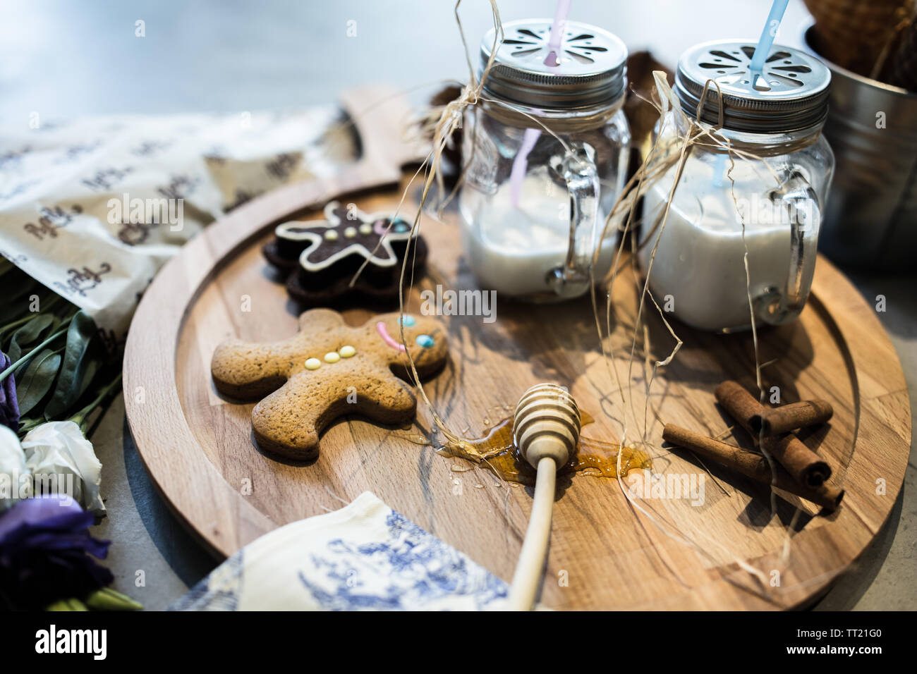 Gingerbread man cookie milk hi-res stock photography and images - Alamy