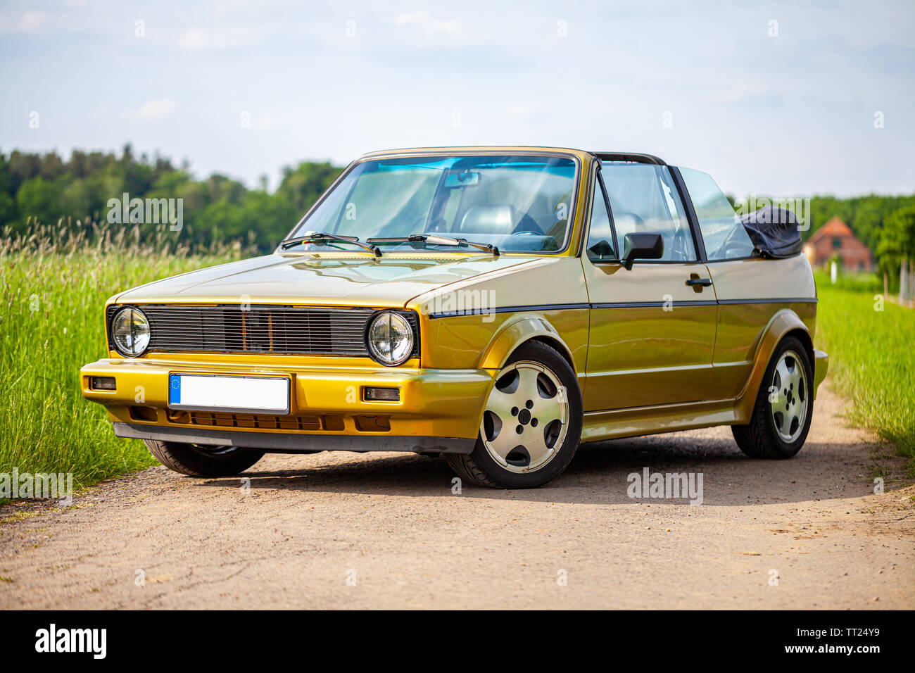 Cabriolet coupe hi-res stock photography and images - Alamy