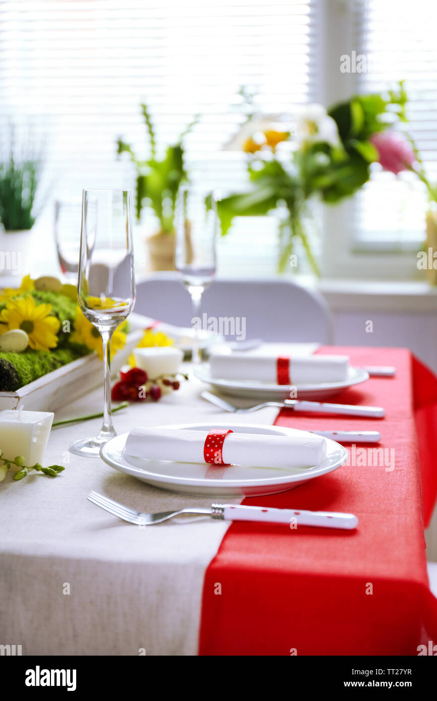 Beautiful holiday Easter table setting Stock Photo - Alamy