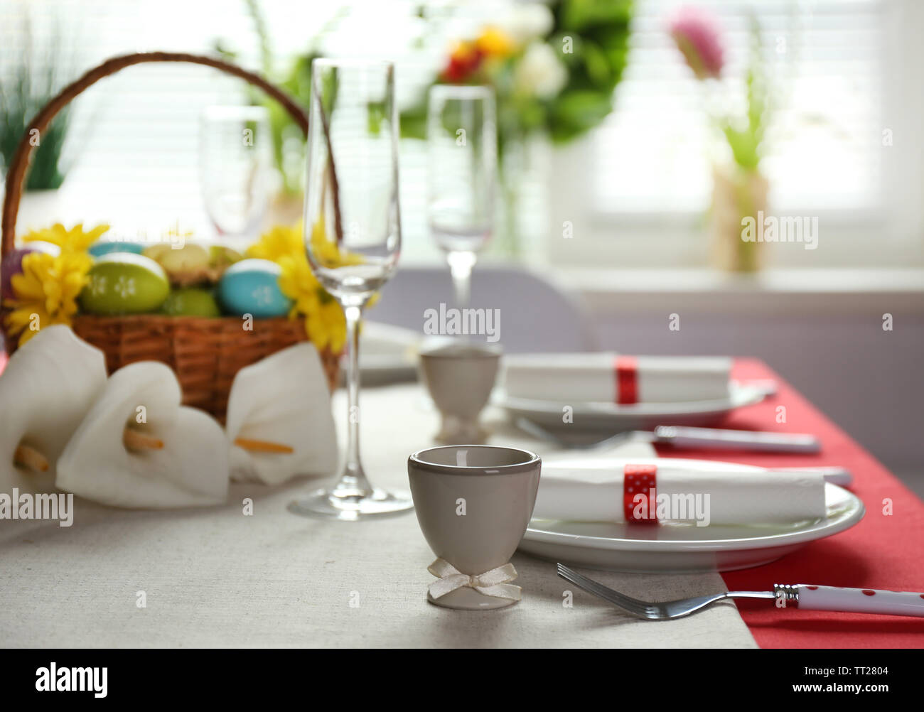 Beautiful holiday Easter table setting Stock Photo - Alamy