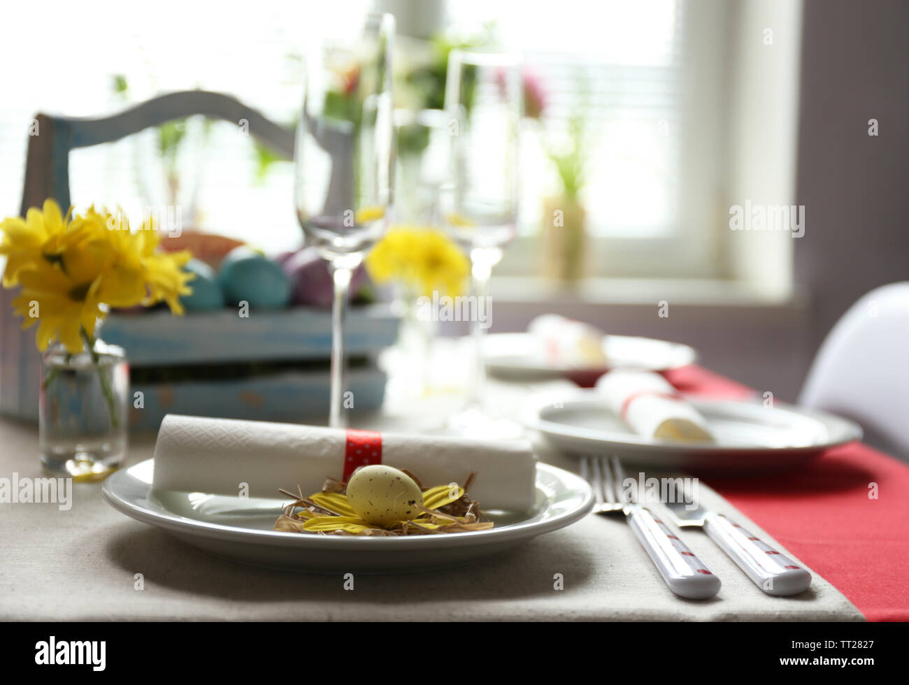 Beautiful holiday Easter table setting Stock Photo - Alamy