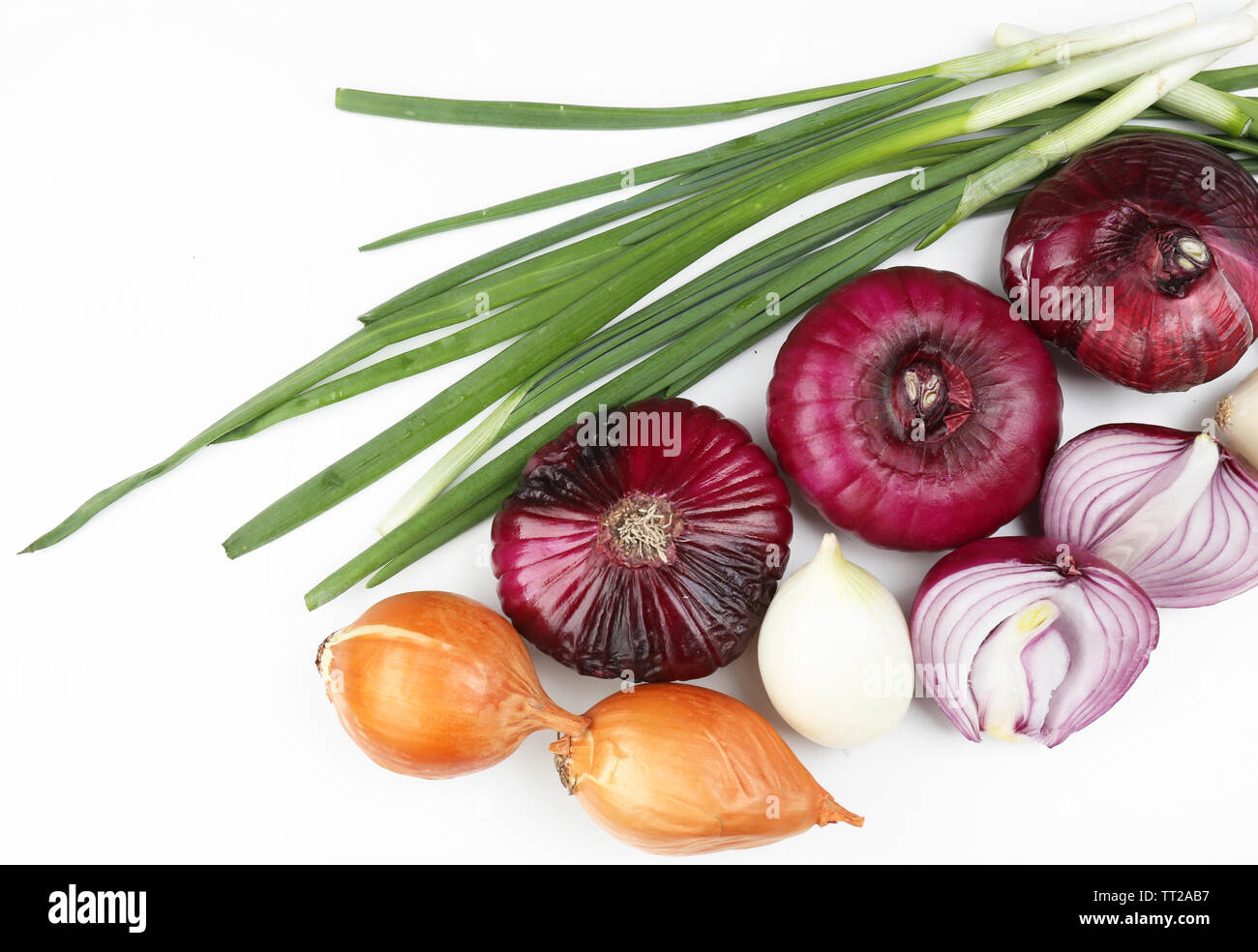 Different raw onion, isolated on white Stock Photo - Alamy