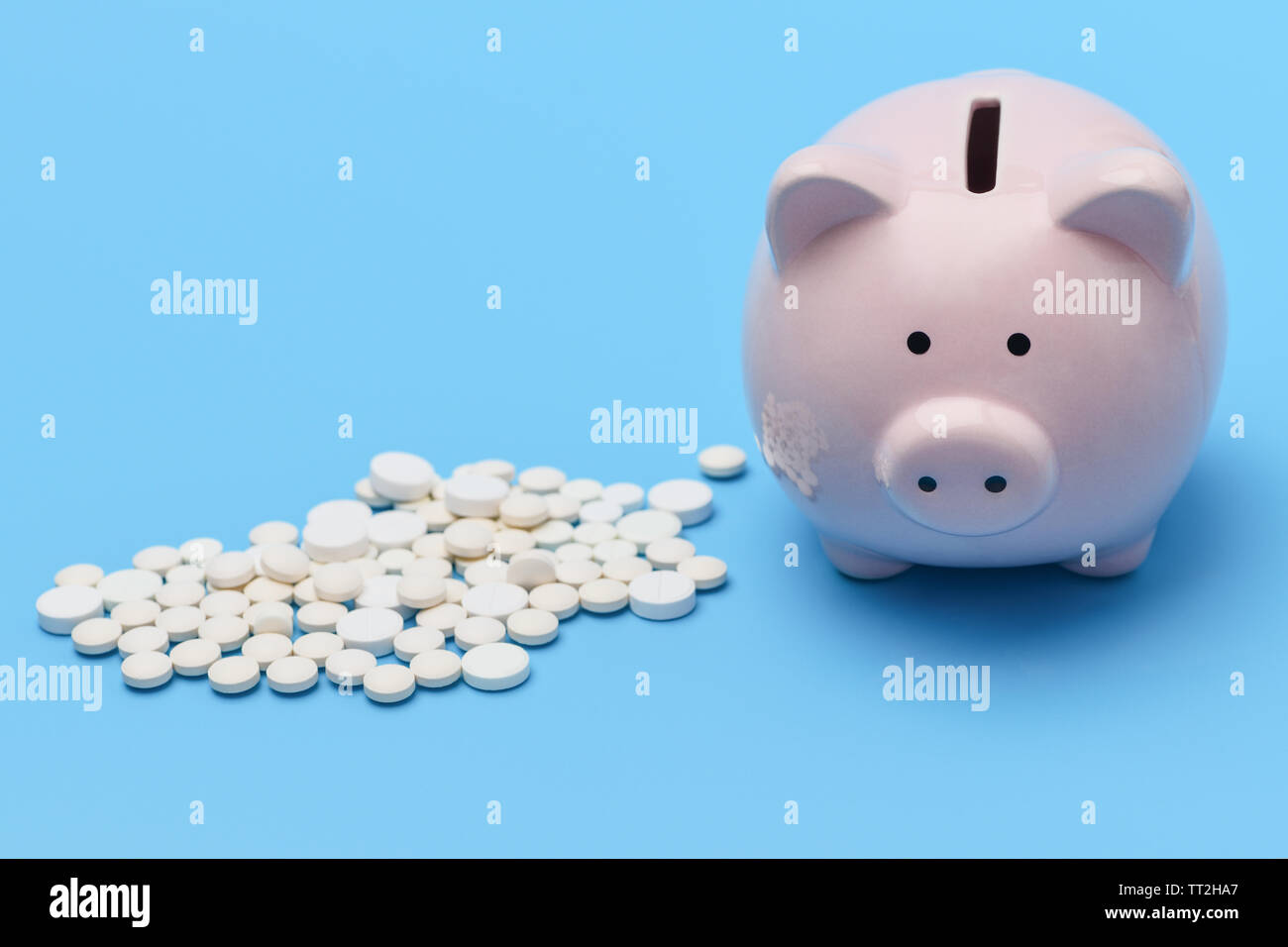 Sick pig hi-res stock photography and images - Alamy