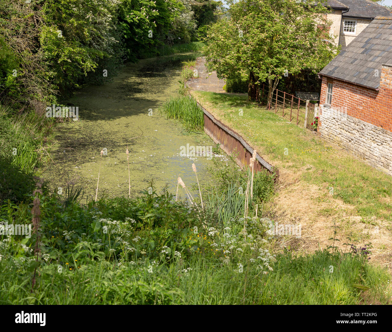 Dauntsey lock hi-res stock photography and images - Alamy