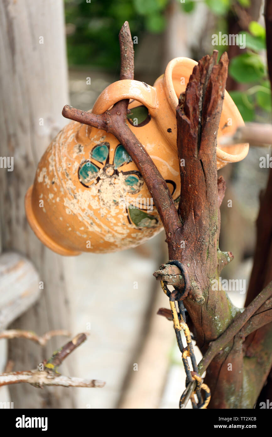 Old retro amphora in garden Stock Photo - Alamy