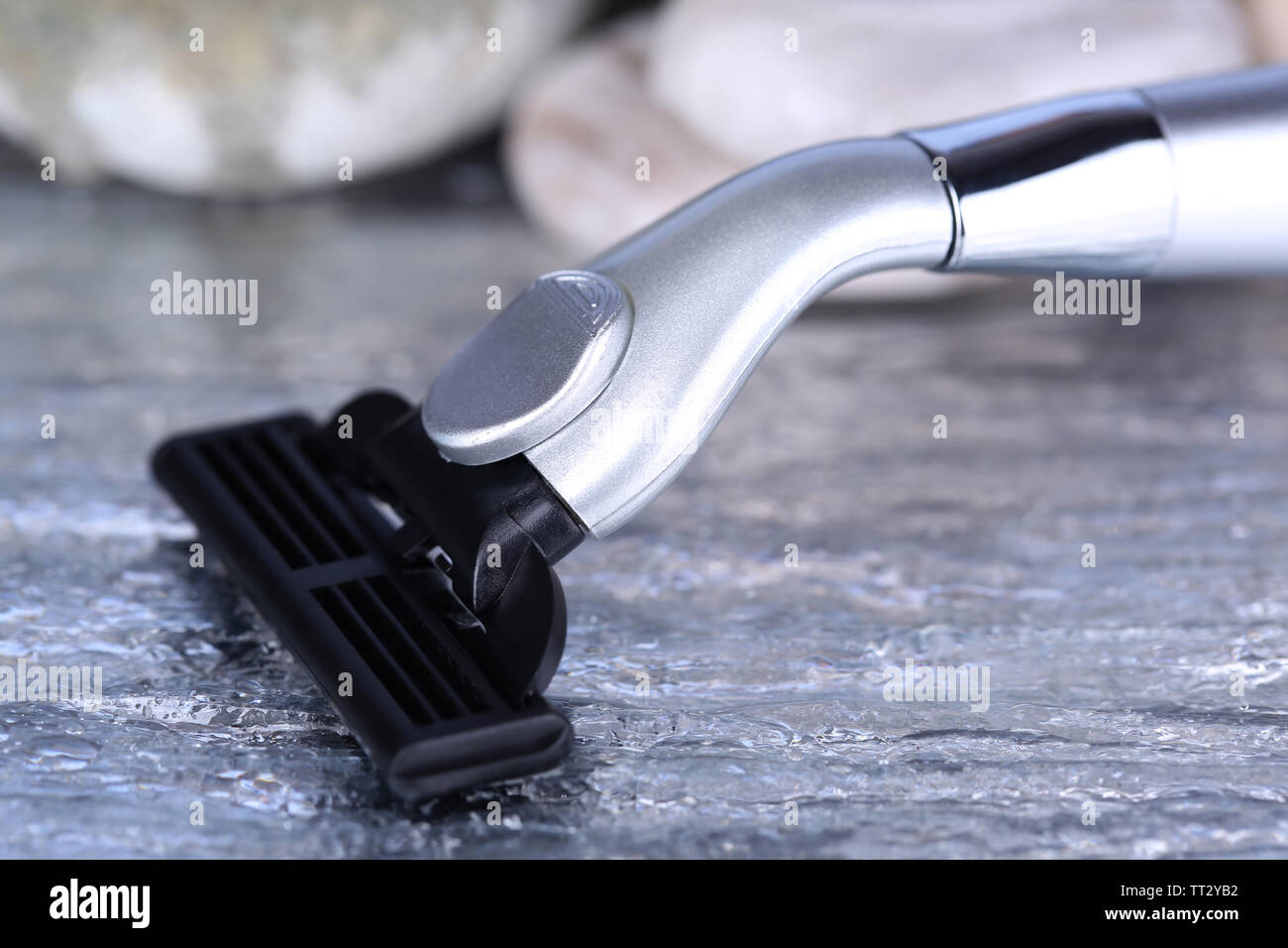 Razor stones hi-res stock photography and images - Alamy