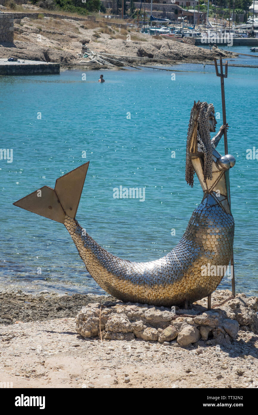 Mermaid statue hi-res stock photography and images - Alamy