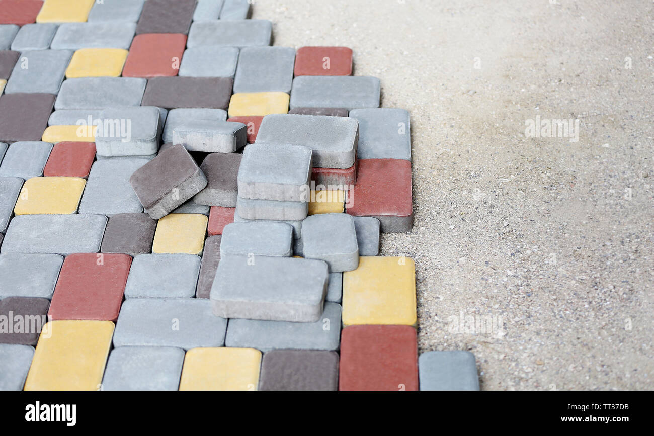 Bonding tile hi-res stock photography and images - Alamy