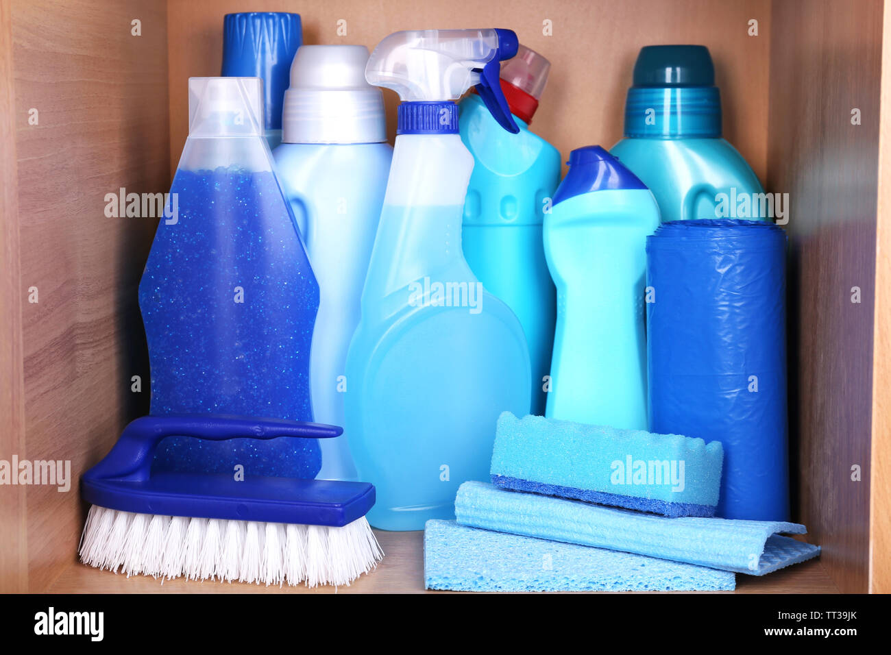 Cleaning products on shelf Stock Photo - Alamy