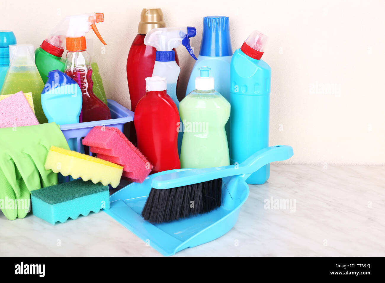 Cleaning products on shelf Stock Photo - Alamy