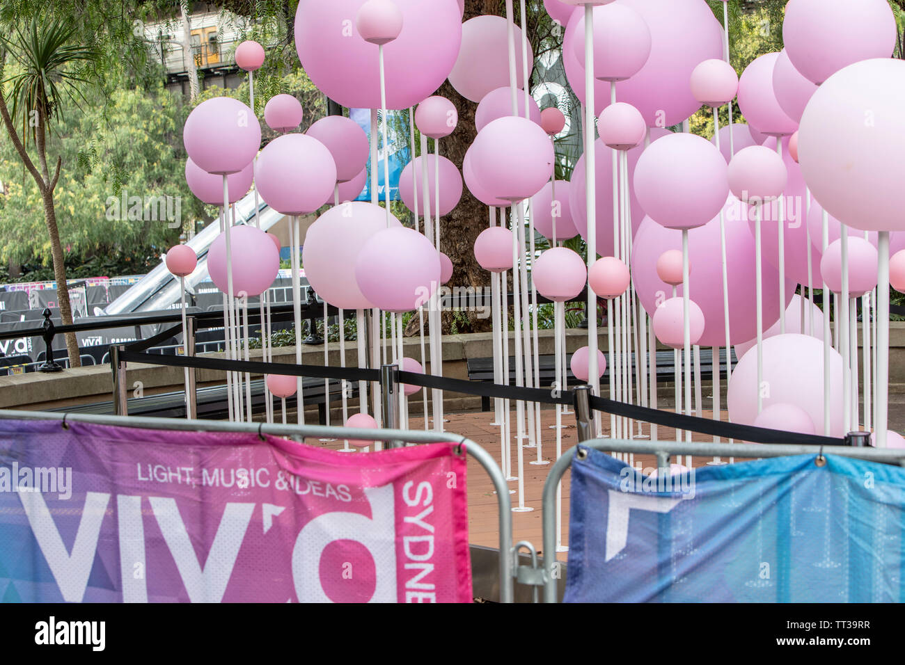 Vivid sydney australia hi-res stock photography and images - Alamy