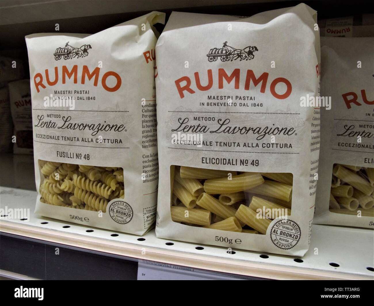 Pasta rummo hi-res stock photography and images - Alamy