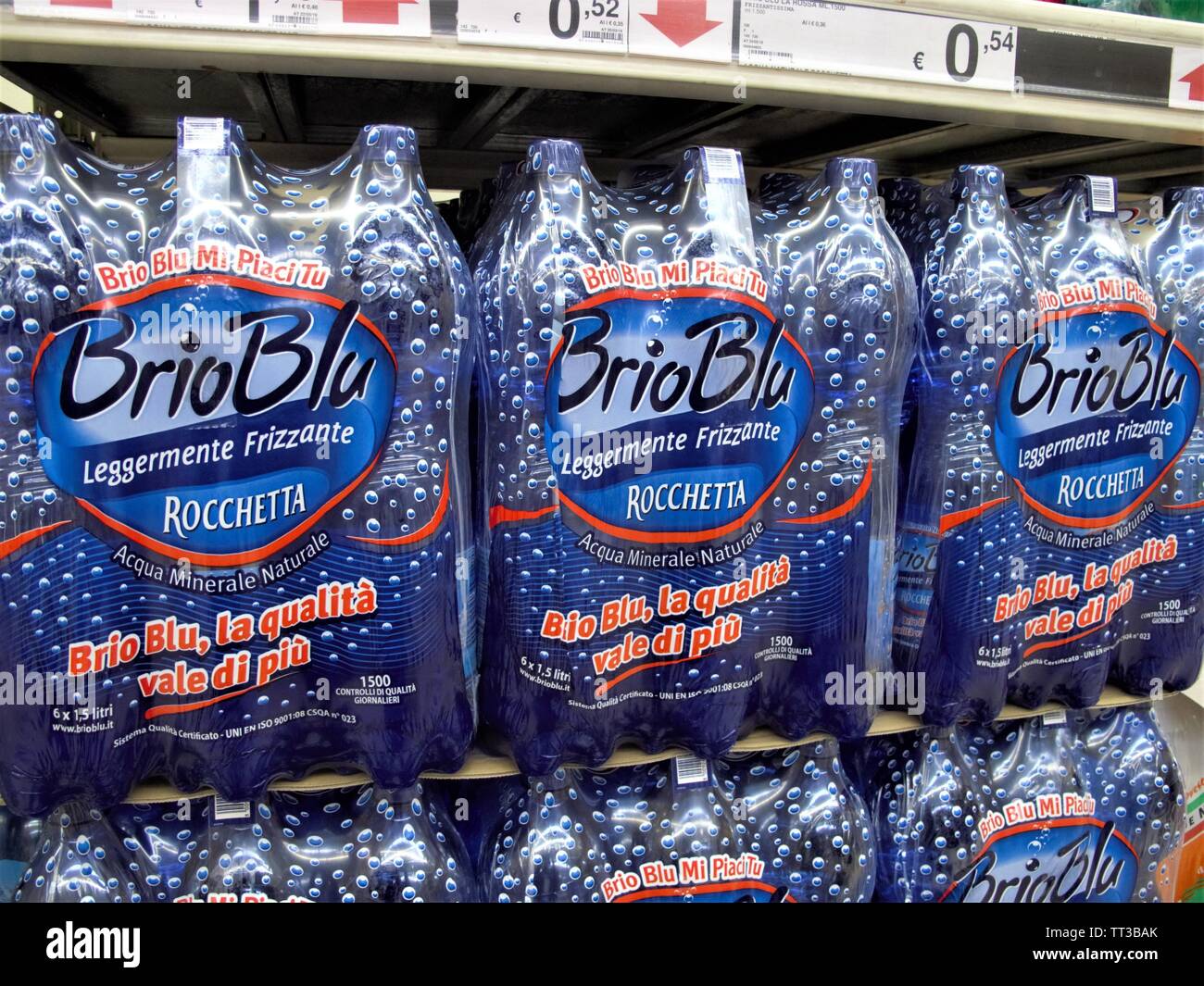 Auchan bio hi-res stock photography and images - Alamy