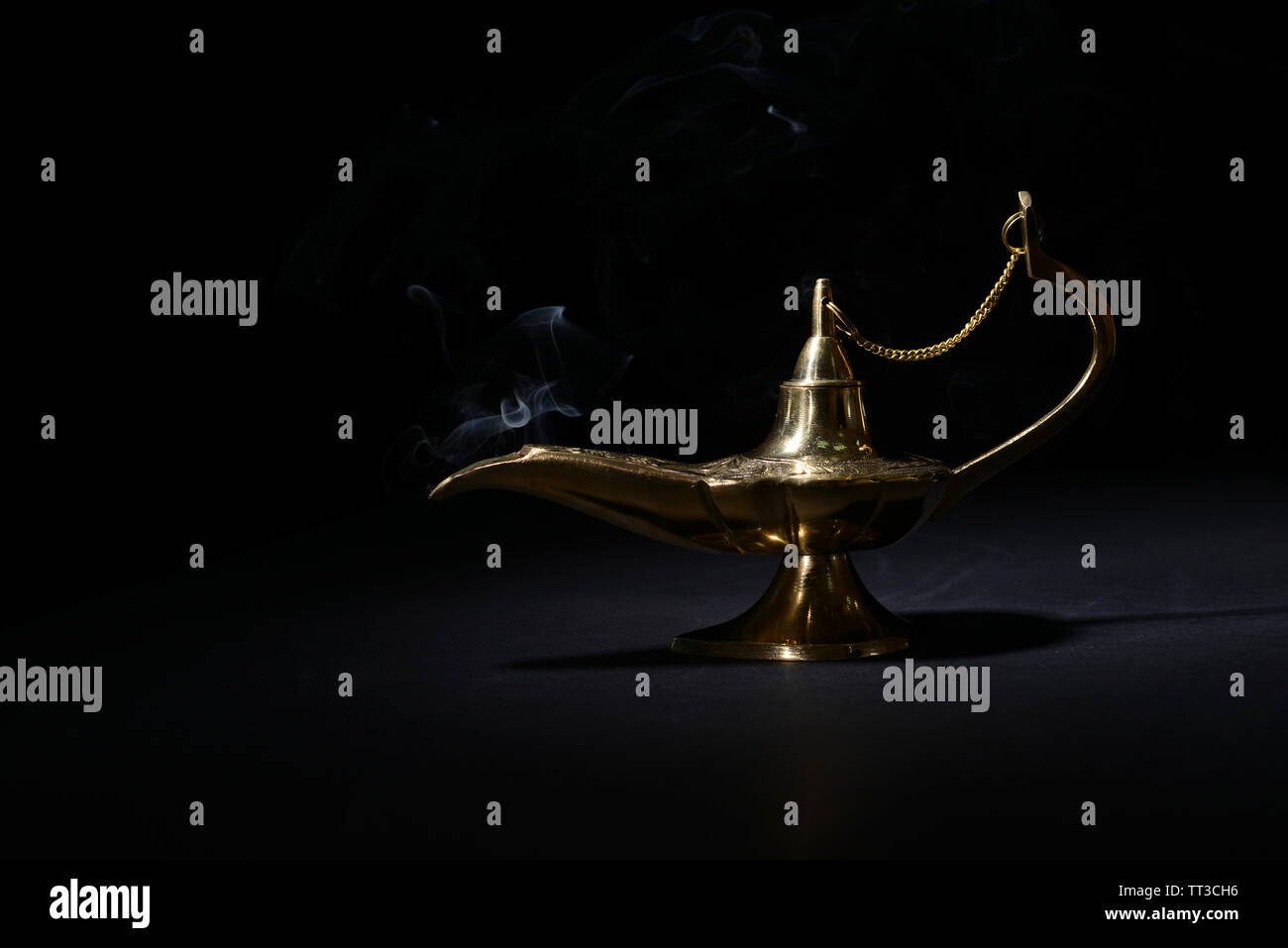 Magic lamp hi-res stock photography and images - Alamy