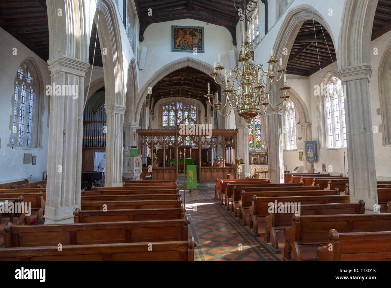 Interior of church of Saint Lawrence, Lechlade, Oxfordshire, England ...