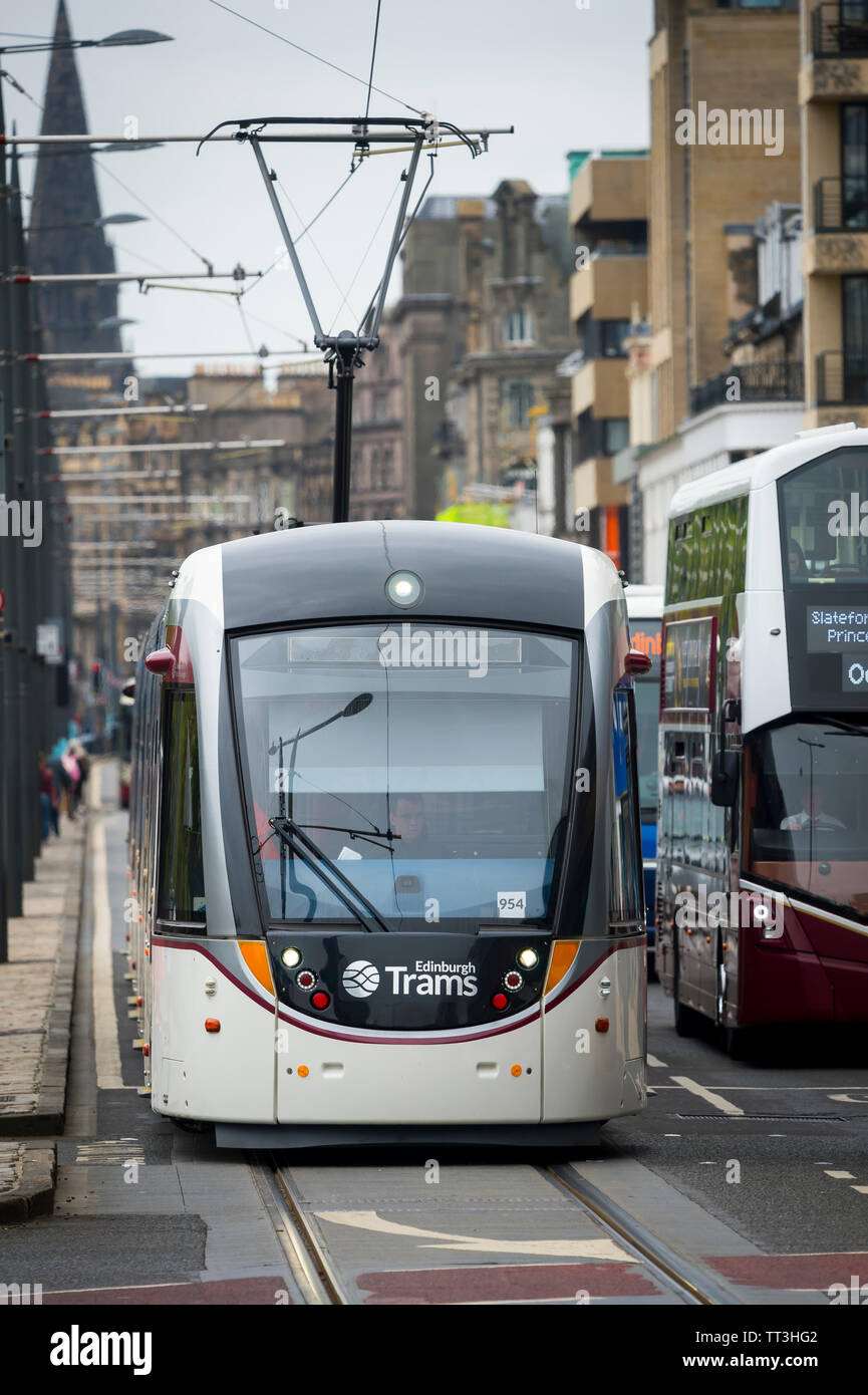 Transport overhead lines trams hi-res stock photography and images - Alamy